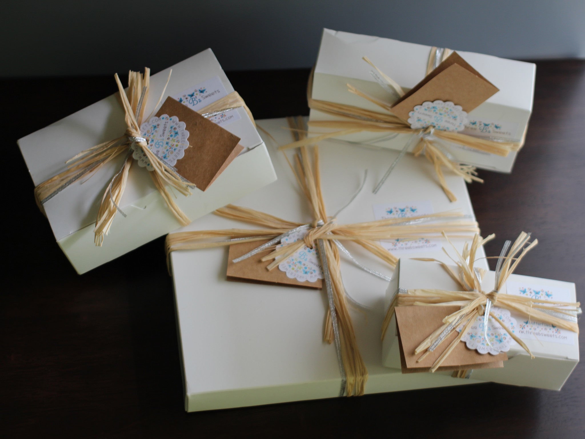 Gift Wrapping - Sweets Packing Box For Sale Online - Threebsweets.com