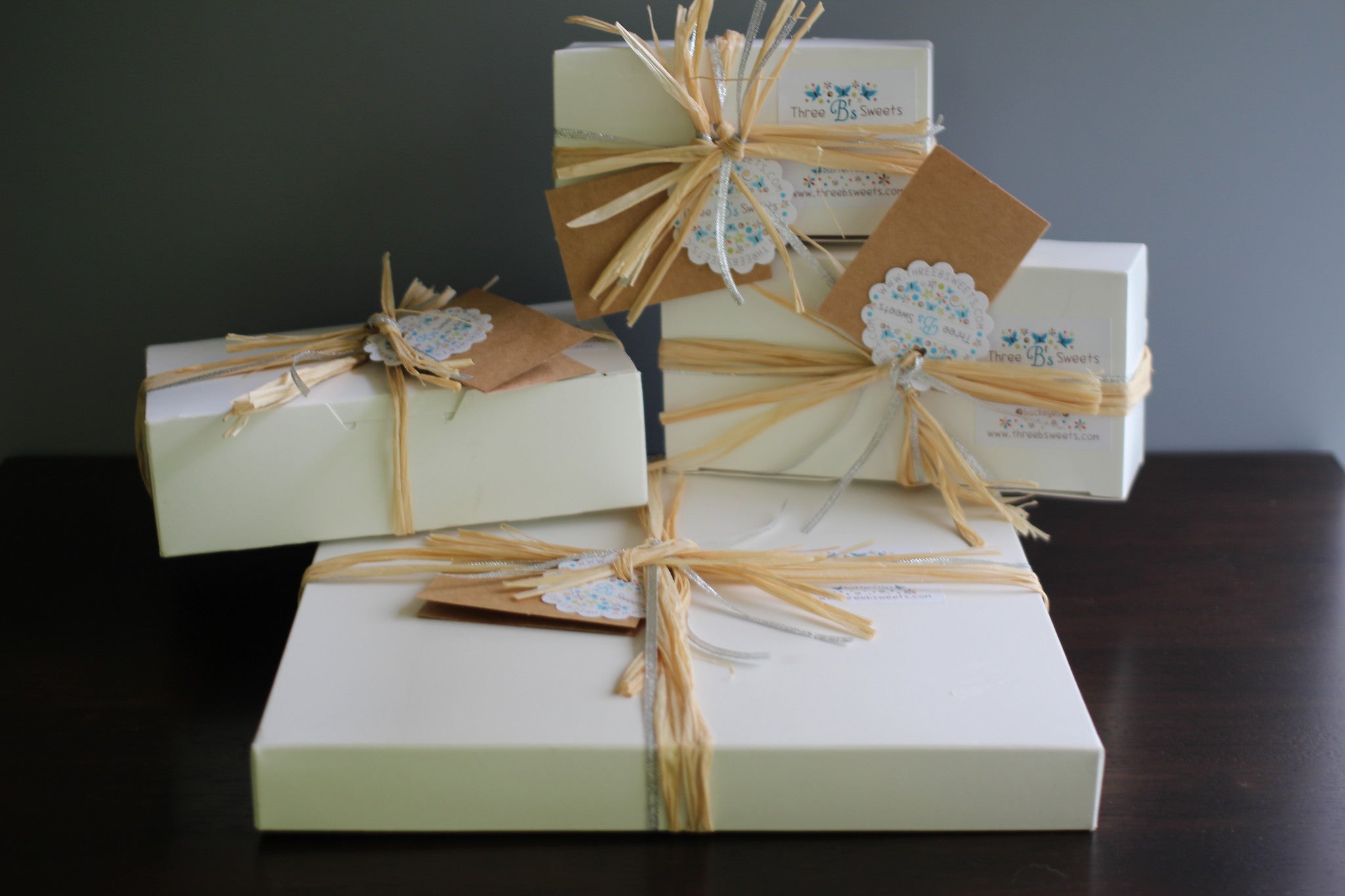 Gift Wrapping - Sweets Packing Box For Sale Online - Threebsweets.com